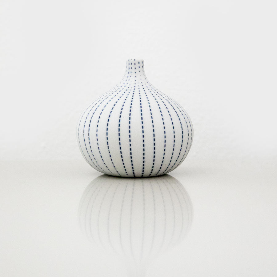 Handmade Vase – Live Deeply